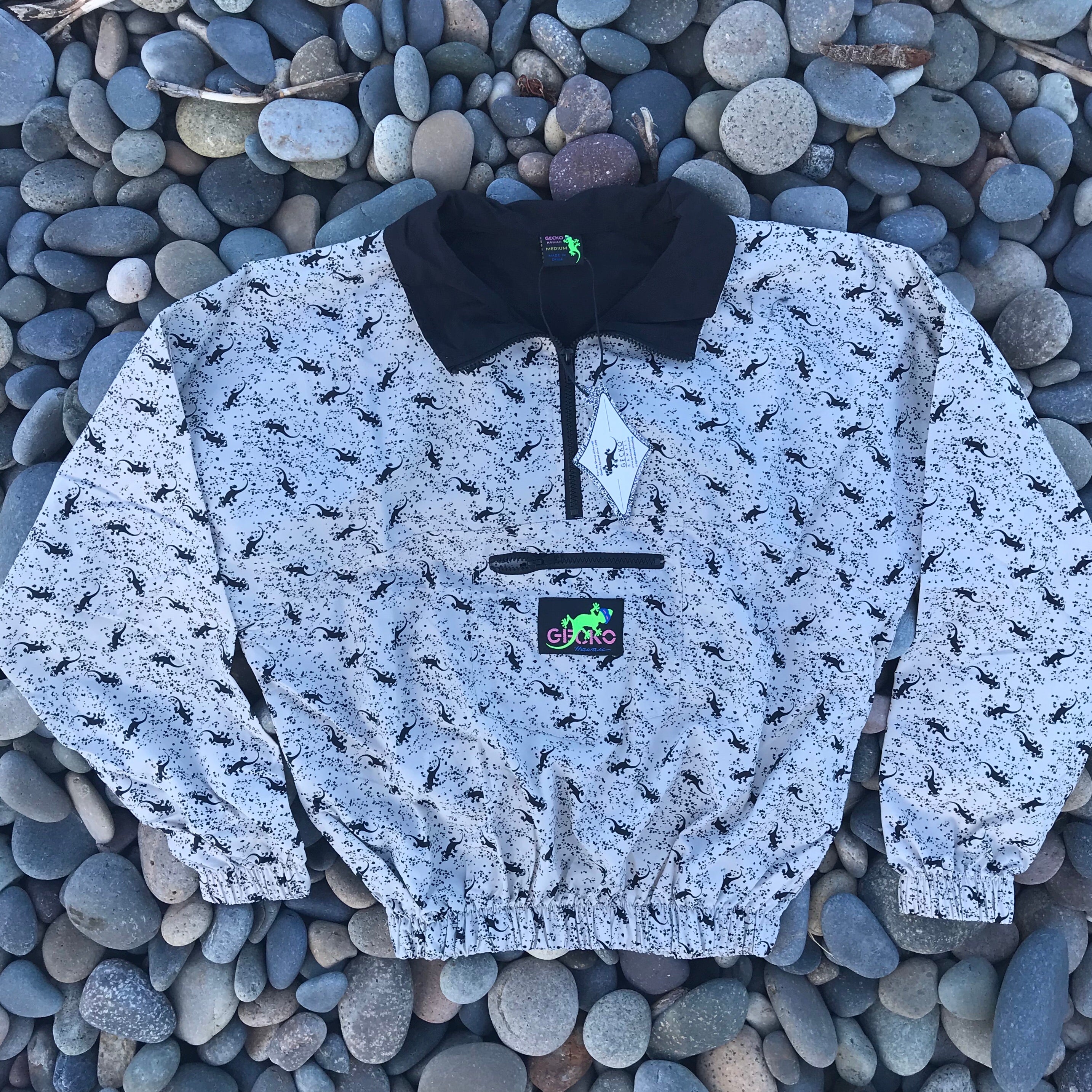 Mini Gecko Windbreaker White | Gecko Hawaii